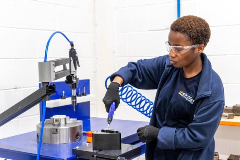 OE | portable power modules for office spaces and classrooms