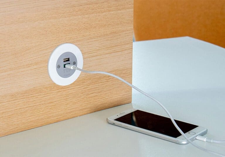 OE creates the first commercial power solution using recycled plastics