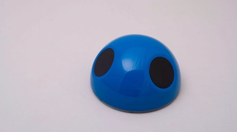 PLUTO – on surface power for furniture | OE Electrics